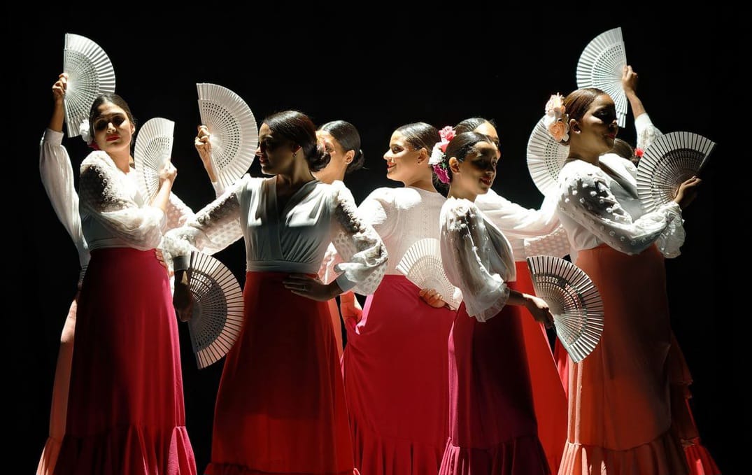 Con la participación de la bailaora internacional Cristina Candela ...